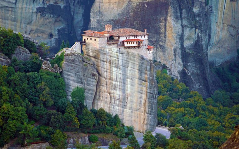 Meteora Monasteries - The Holy Land - Geological phenomenon